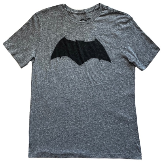 DC | Shirts | Dc Batman Hush Logo Mens Latrge Tee Gray And Black Tshirt ...